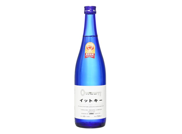 You can buy it at Niigata Station! 500 Sake Recommendations for ...