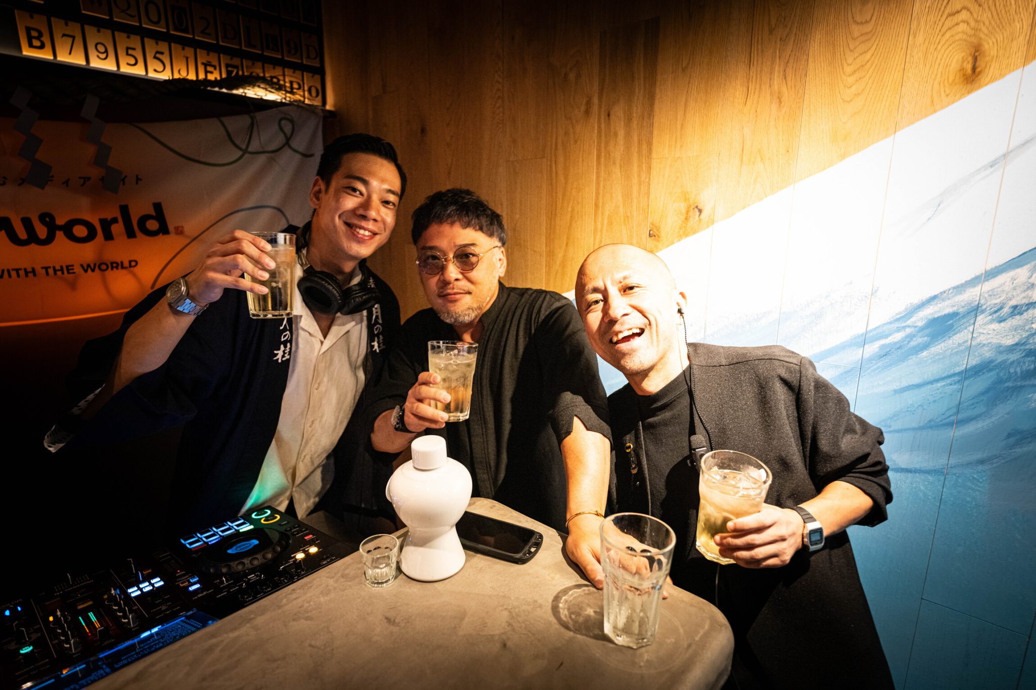 [WORLD KYOTO]×[Sake World]vol.2 京都のクラブでは日本酒で乾杯するらしい | Sake World